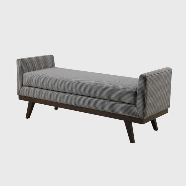 Products - Classic Chair