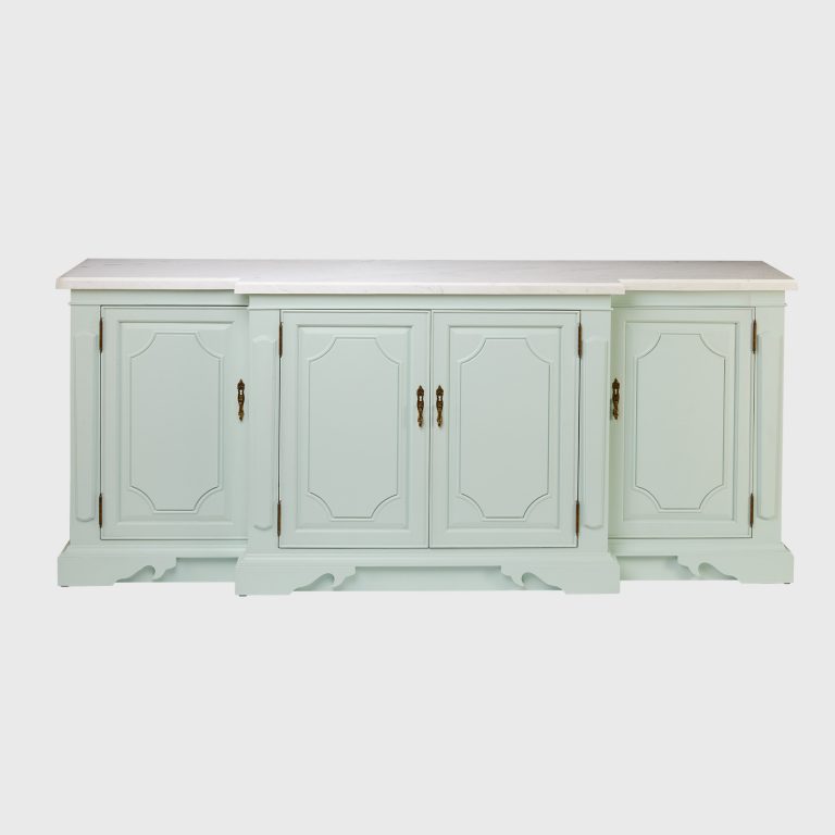 Gallery - Classic Chair