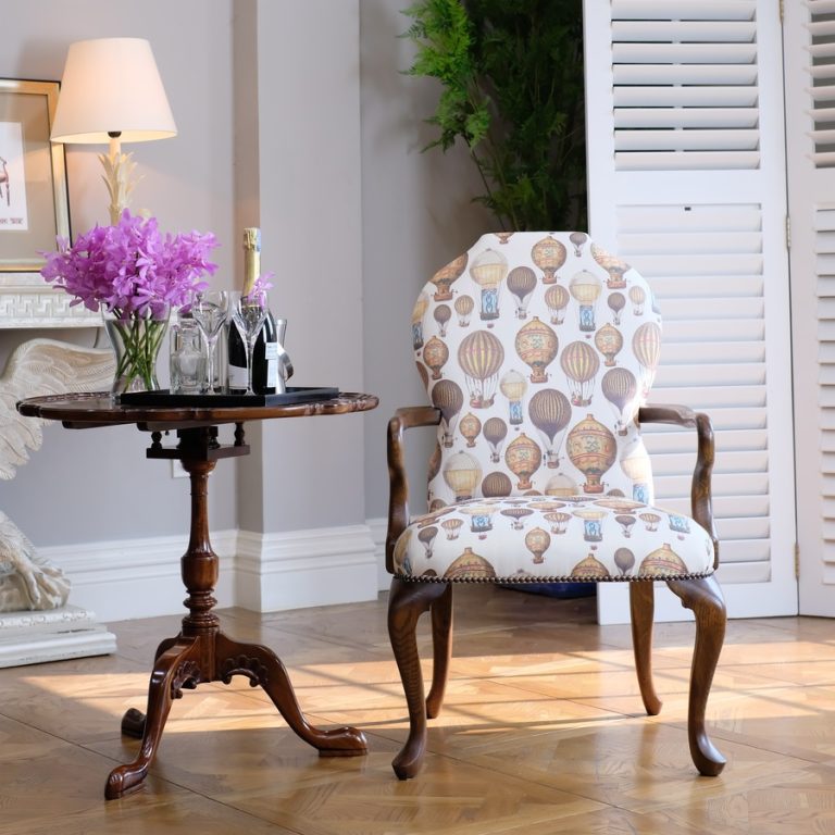 Dining arm chair - Classic Chair