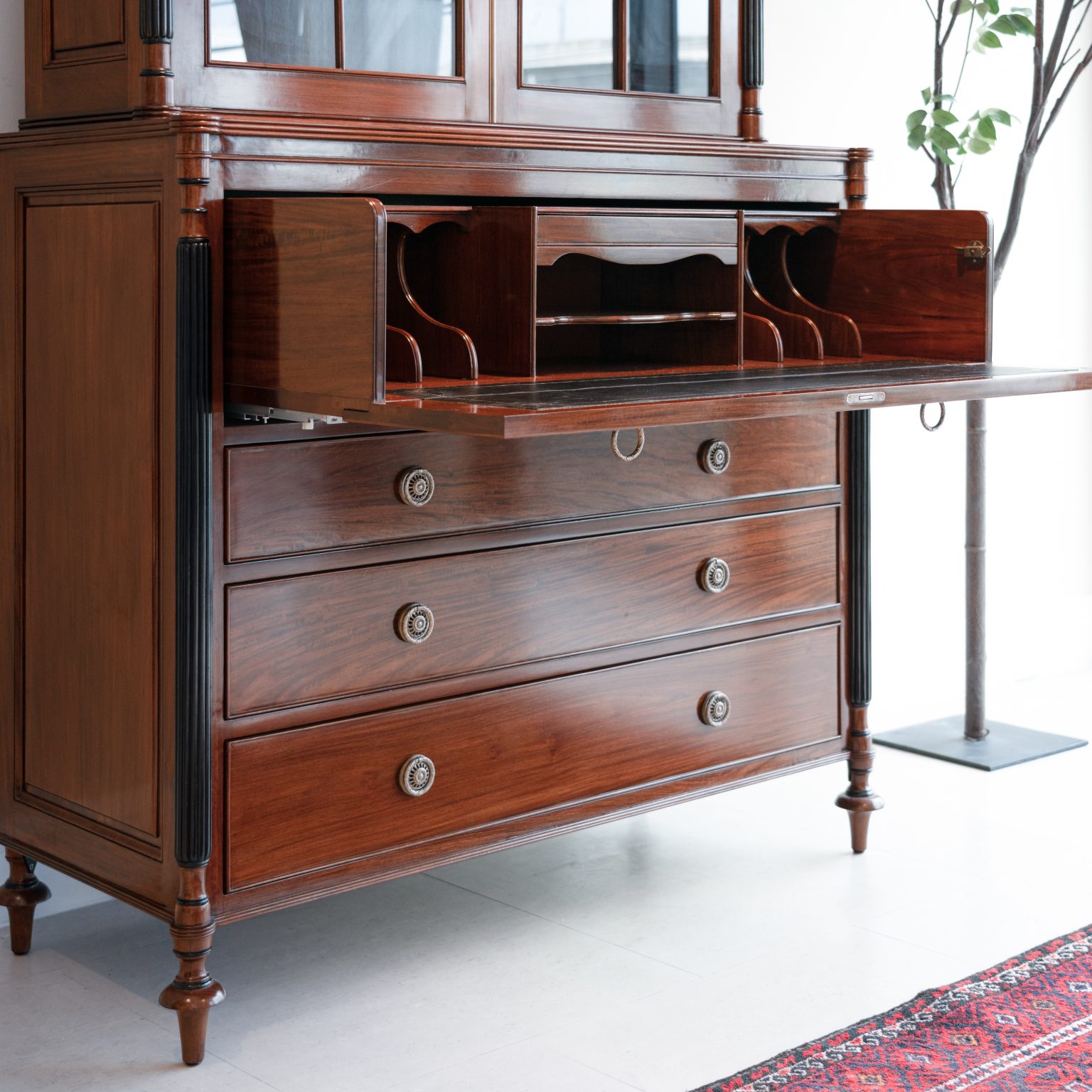Secretary bookcase - Classic Chair